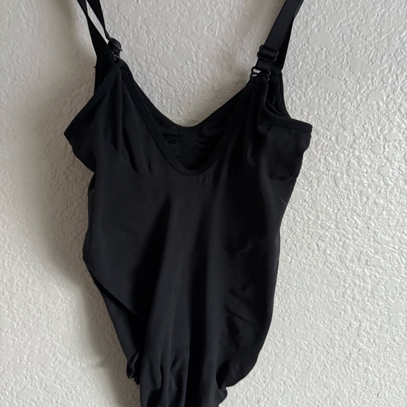 SKIMS | Tops | Skims Contour Bodysuitshapewear | Poshmark